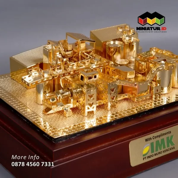 Souvenir Miniatur Pabrik PT Indo Muro Kencana